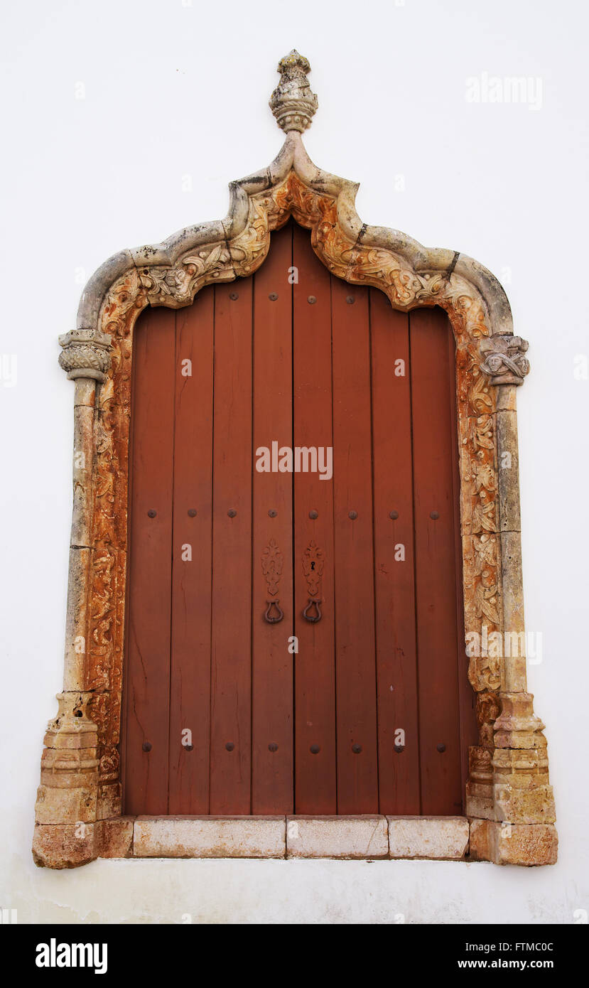 Gothic window frame Stock Photo - Alamy