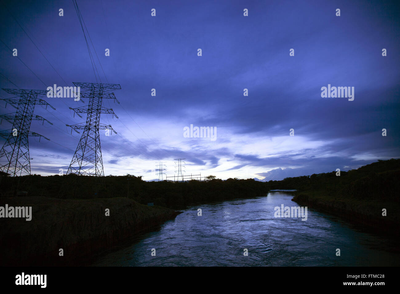 Transmission line energy of Santo Antonio hydroelectric plant on the ...