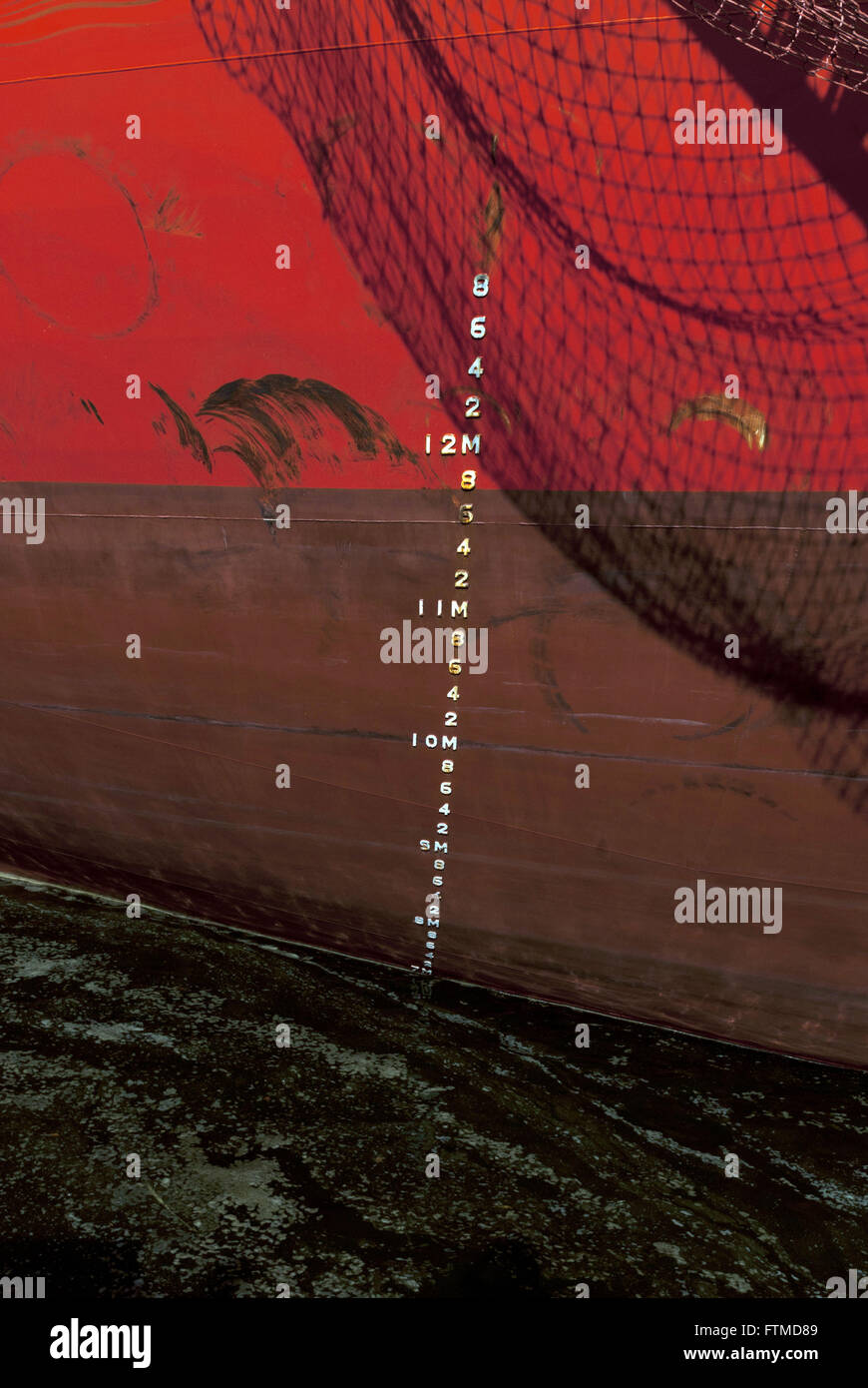 Draft of ship hi-res stock photography and images - Alamy