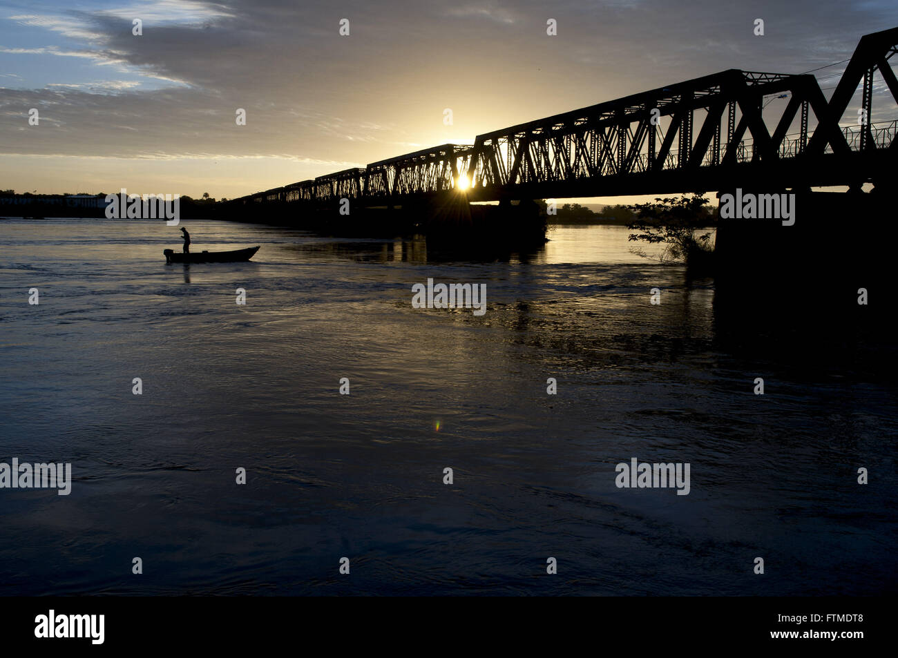 Early morning landscape in the Rio Sao Francisco - Bridge Marechal ...