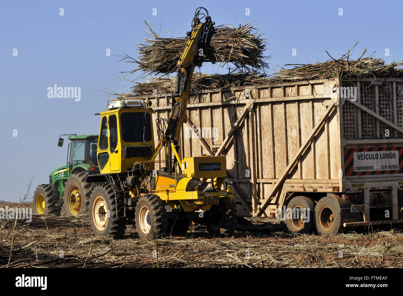 Sugar cane trailer hi-res stock photography and images - Alamy