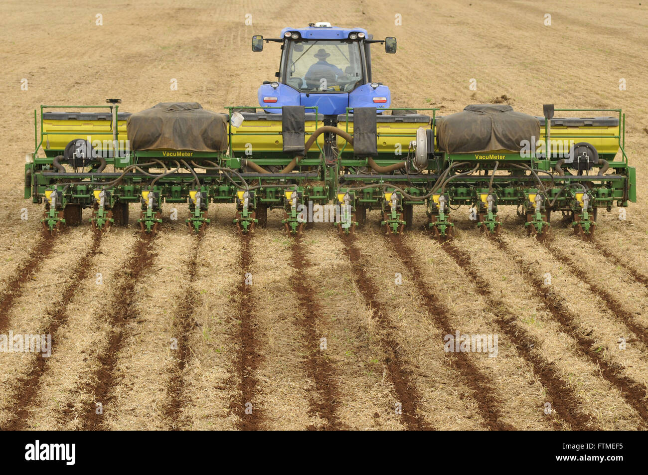 Tillage farm hi-res stock photography and images - Alamy