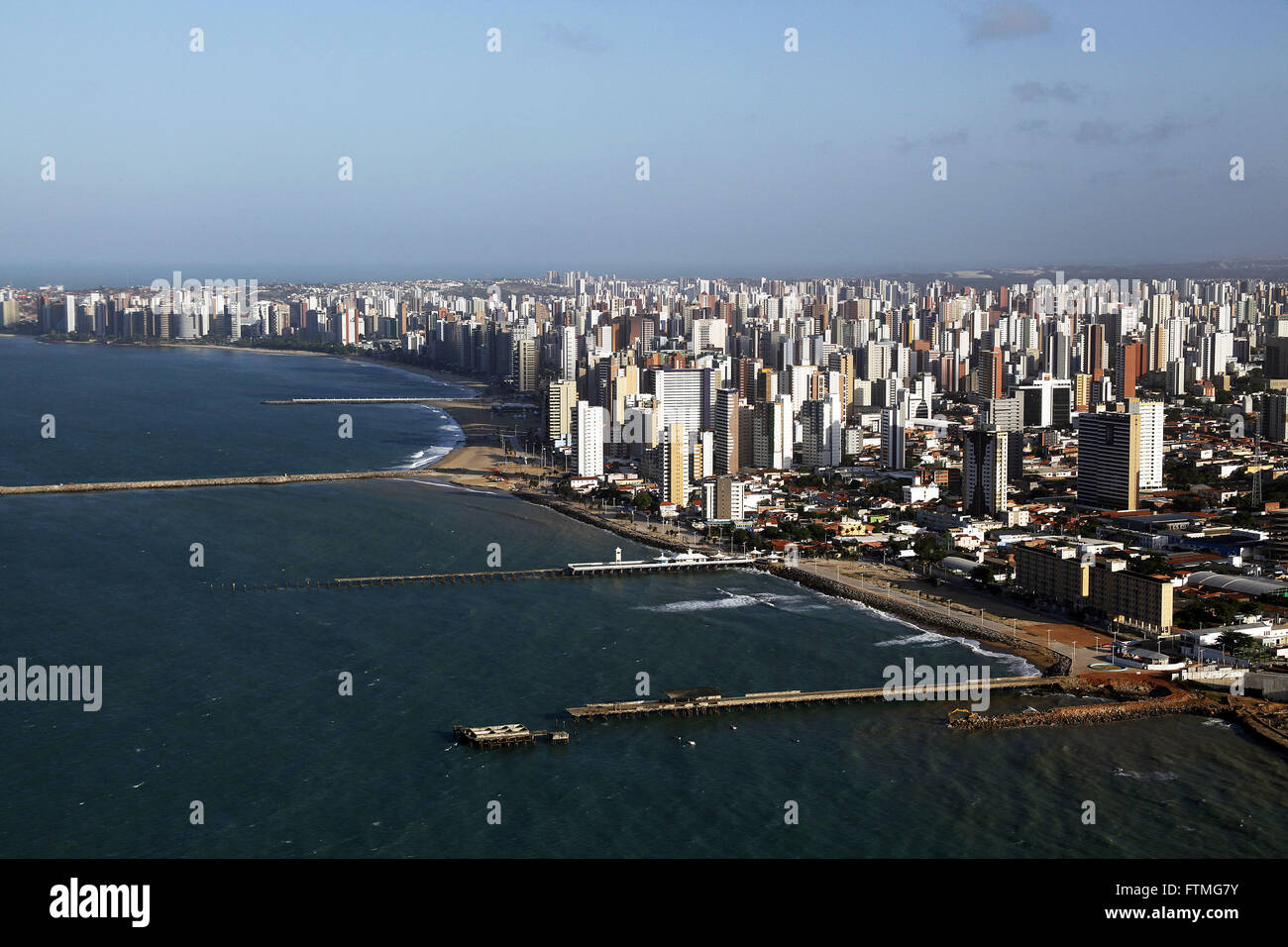 Aerial view of the waterfront of Beira Mar Avenue in Fortaleza Stock ...