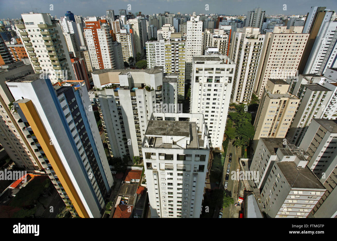 View from the Moema district in the south of the city of Sao Paulo ...