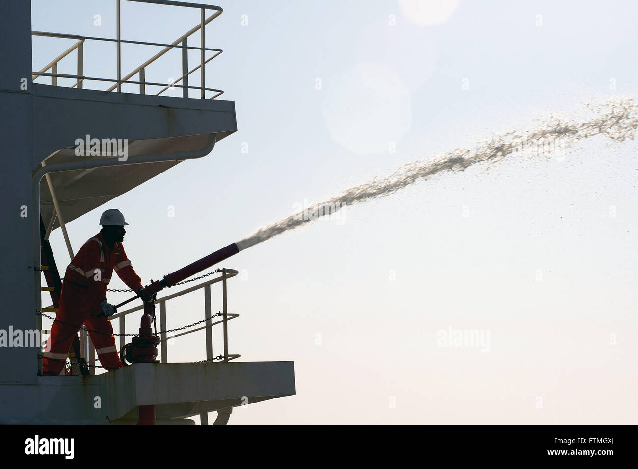 Ship cannon fire hi-res stock photography and images - Alamy