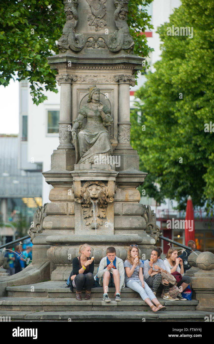 Alter markt cologne germany hi-res stock photography and images - Alamy