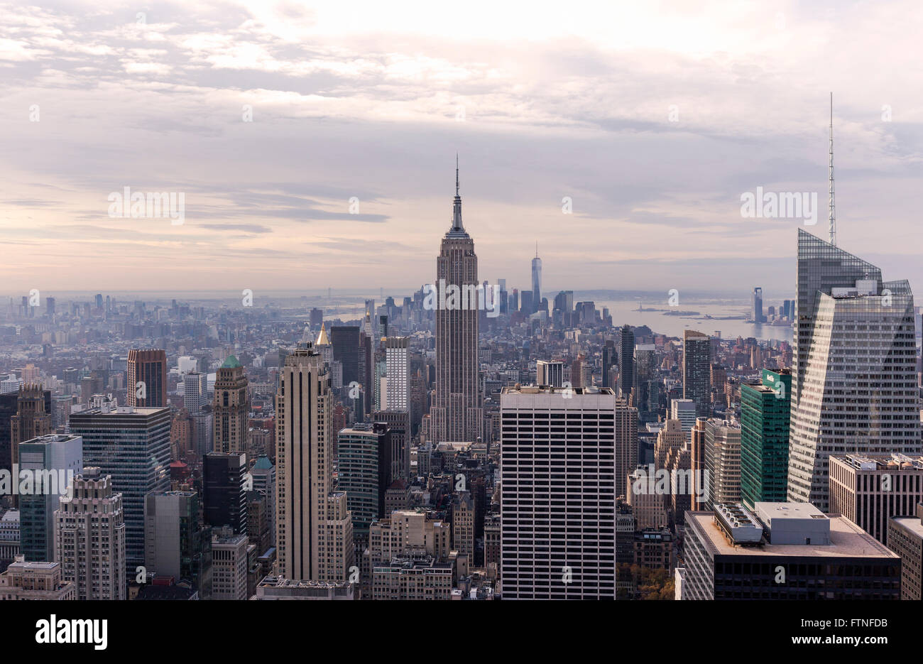 Rockefeller center aerial hi-res stock photography and images - Alamy
