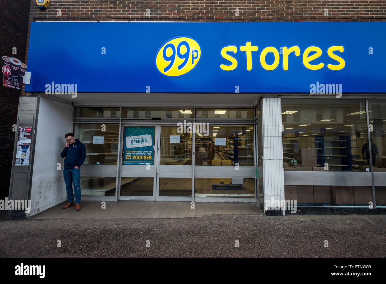 Poundland 99p hi-res stock photography and images - Alamy