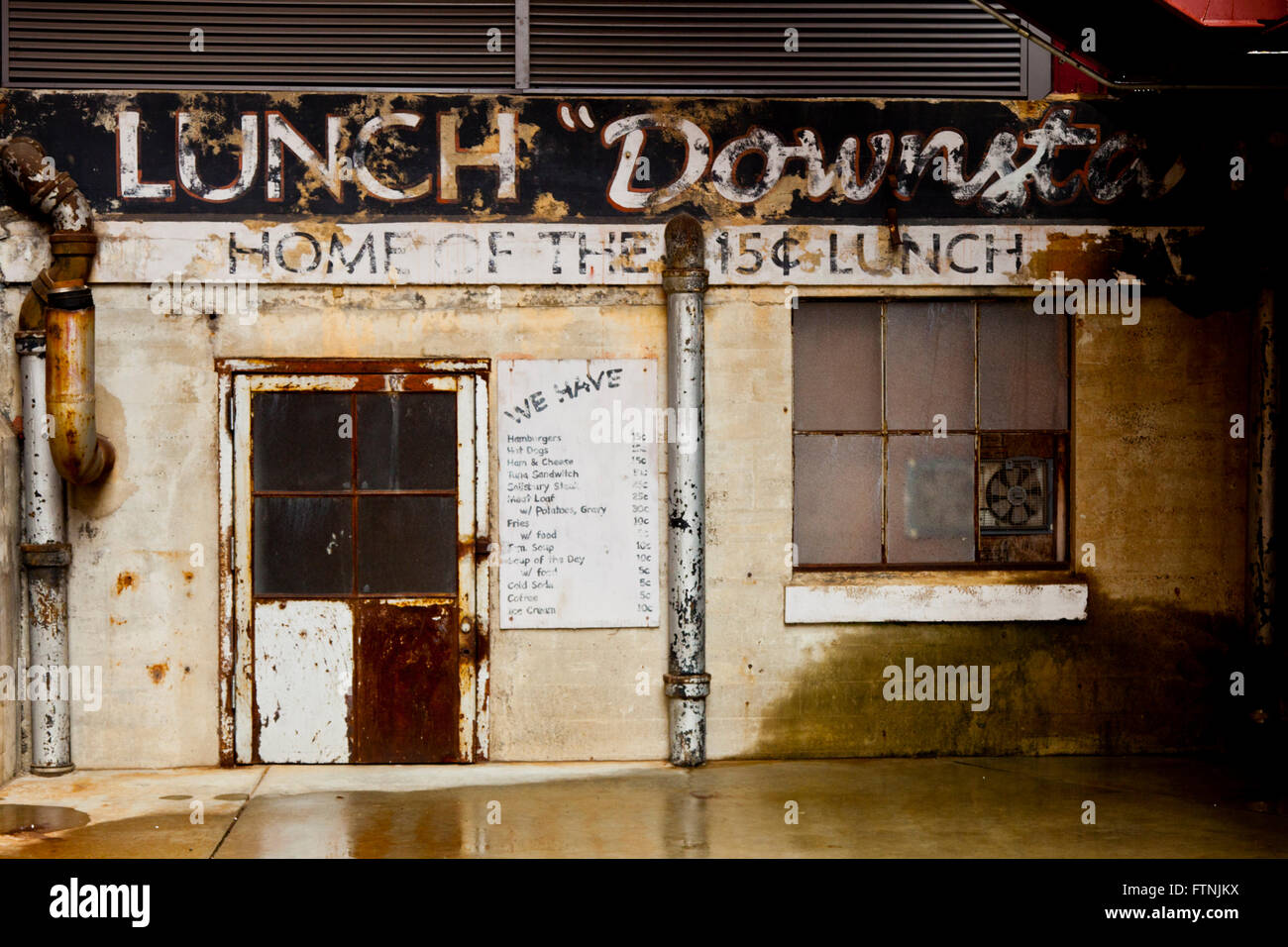 Lunch 'Downstairs' Diner in the American Tobacco Campus District ...