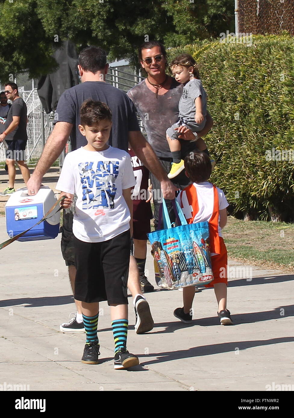 Gavin Rossdale enjoys an afternoon at the park with his three sons ...