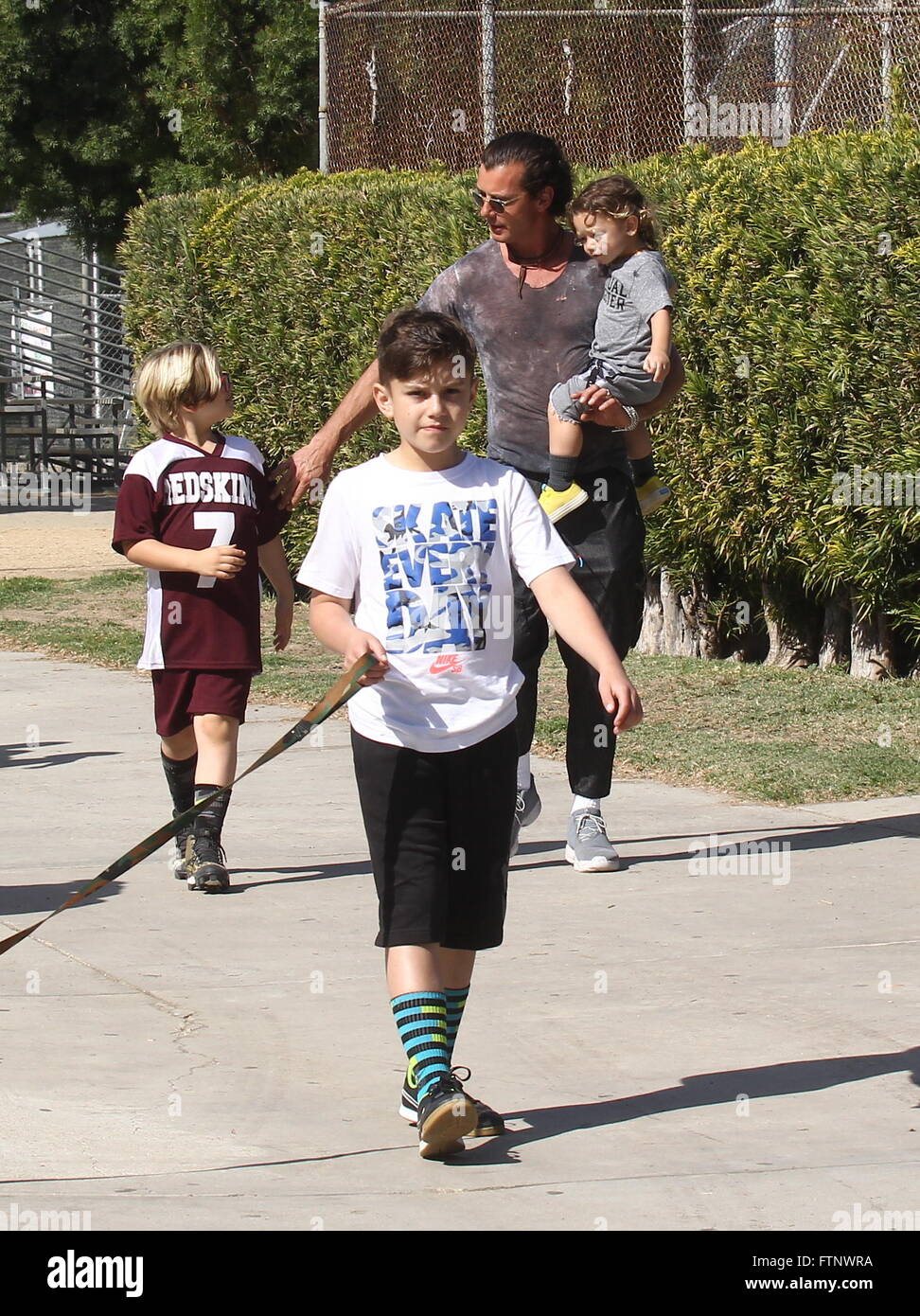 Gavin Rossdale enjoys an afternoon at the park with his three sons ...