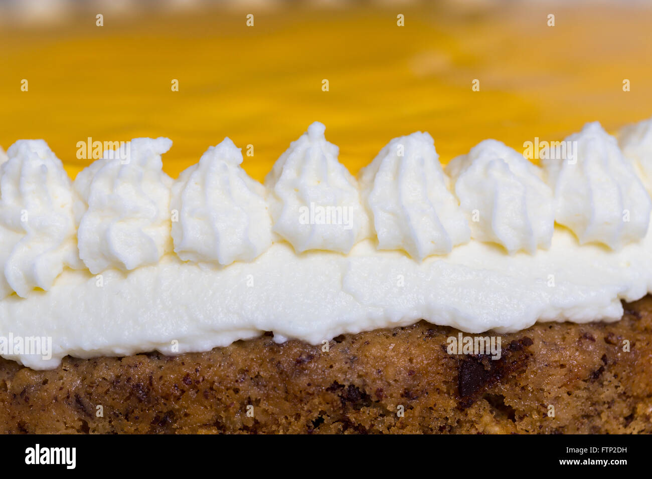 Advocaat cake hi-res stock photography and images - Alamy