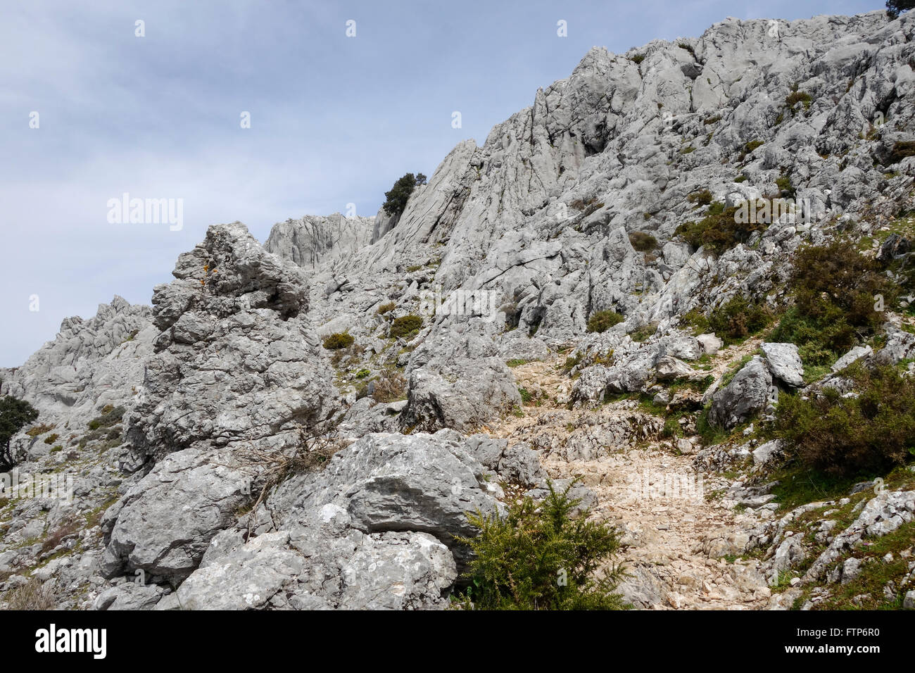Limestone trail hi-res stock photography and images - Alamy