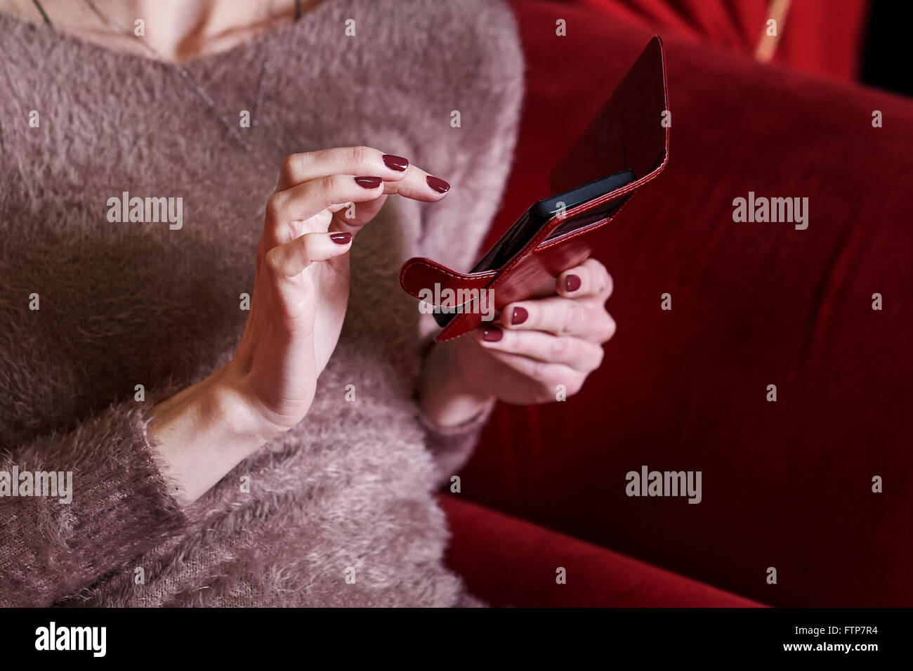 Hand typing hi-res stock photography and images - Alamy