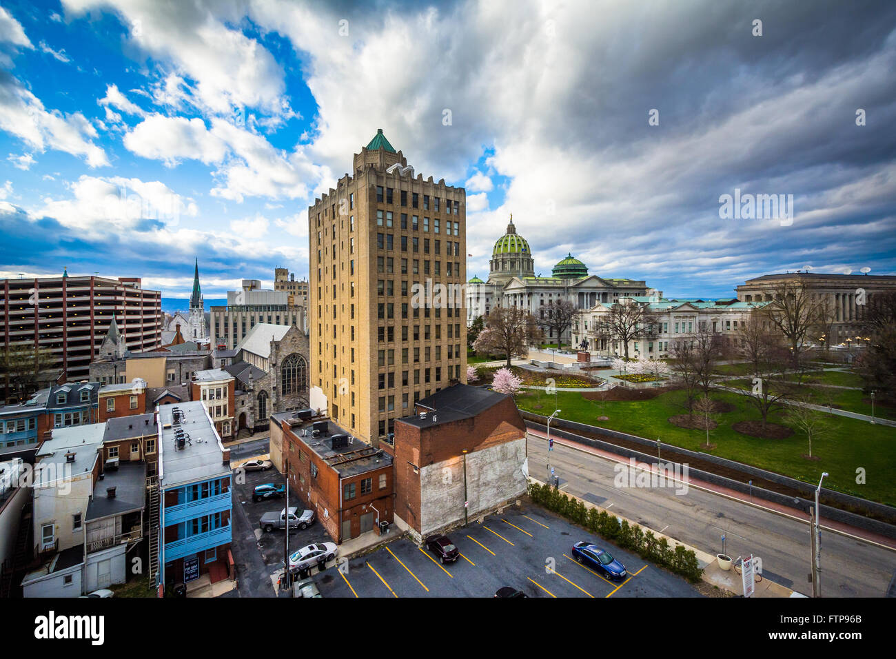 Complex capital city hi-res stock photography and images - Alamy