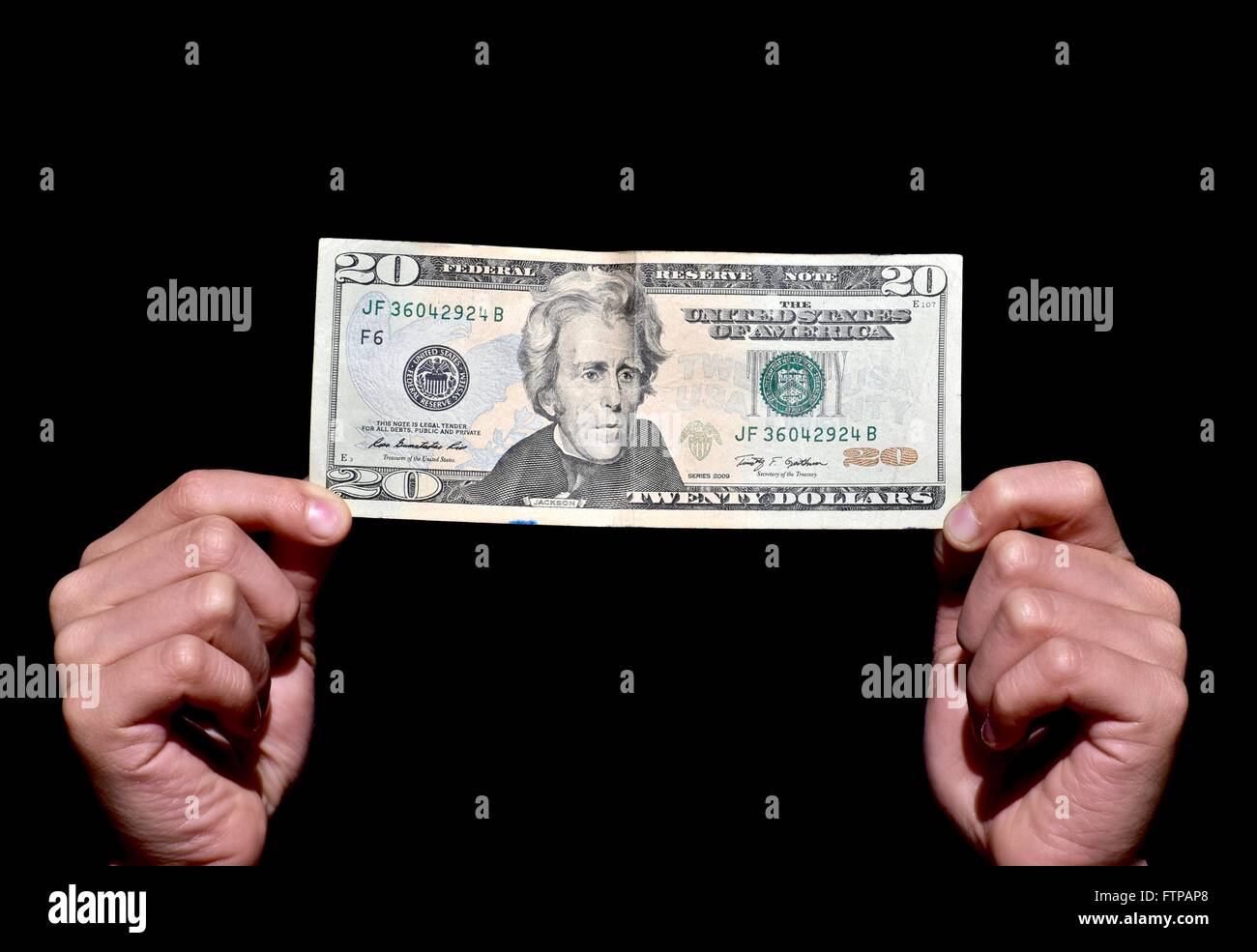 Hand holding usd cash hi-res stock photography and images - Alamy