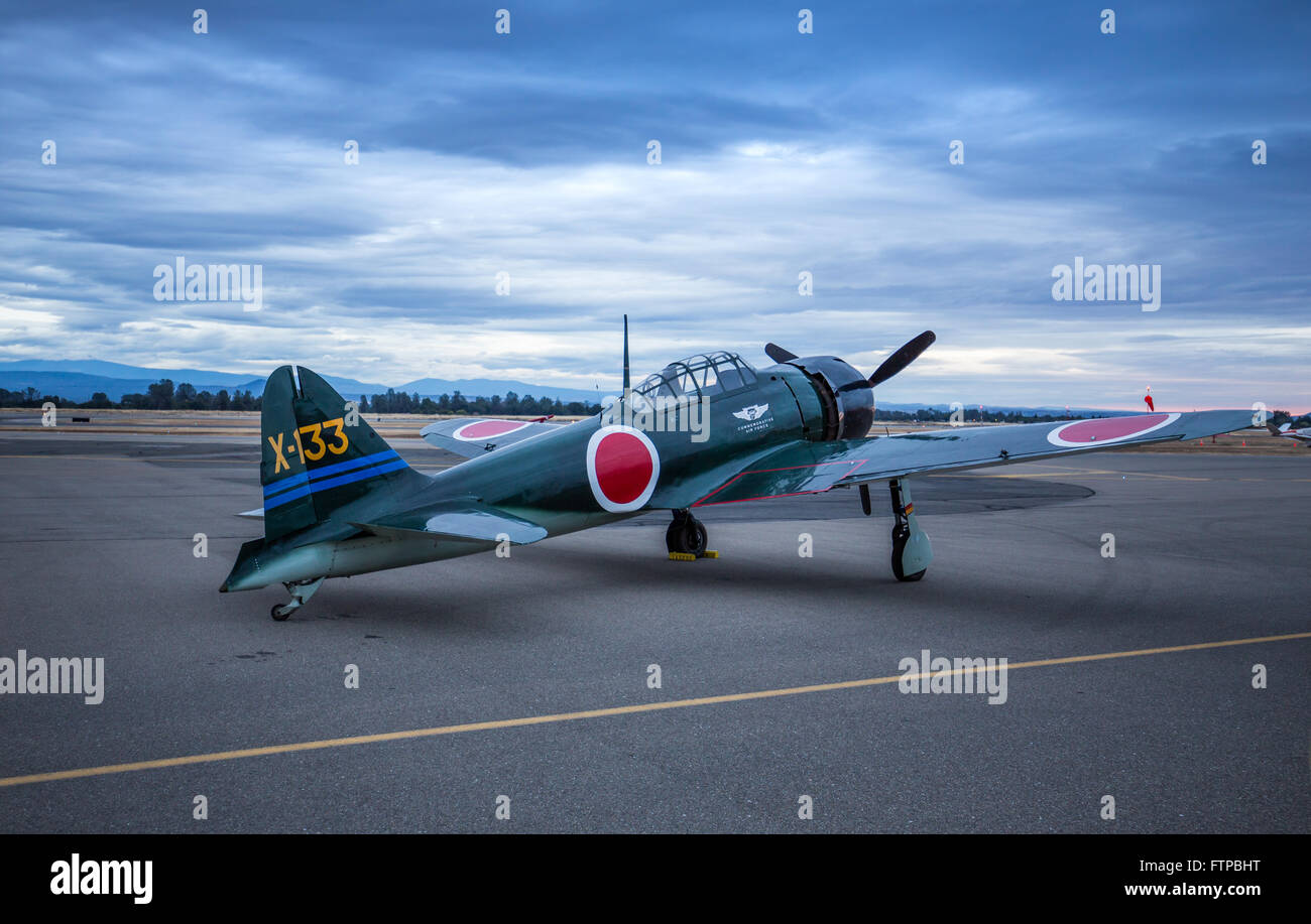 Japanese zero fighter world war 2 hi-res stock photography and images ...