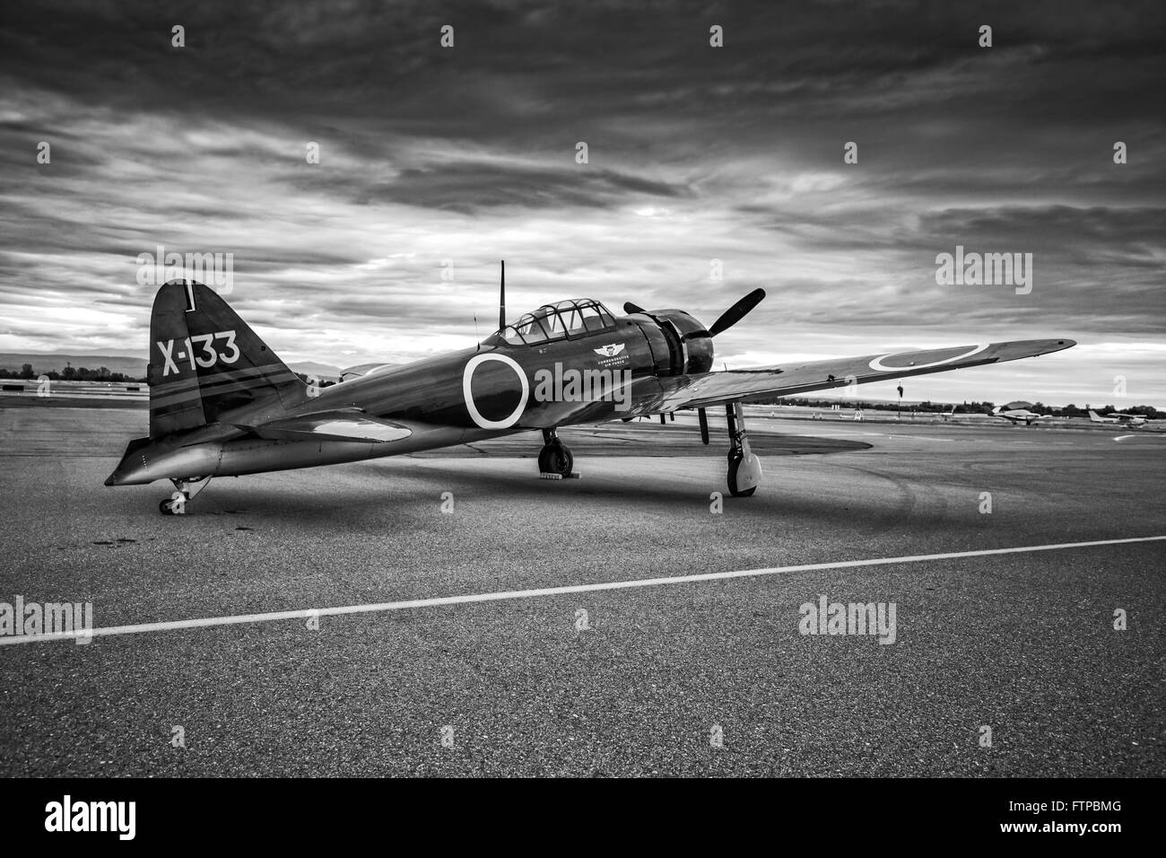 Japanese zero fighter world war 2 hi-res stock photography and images ...