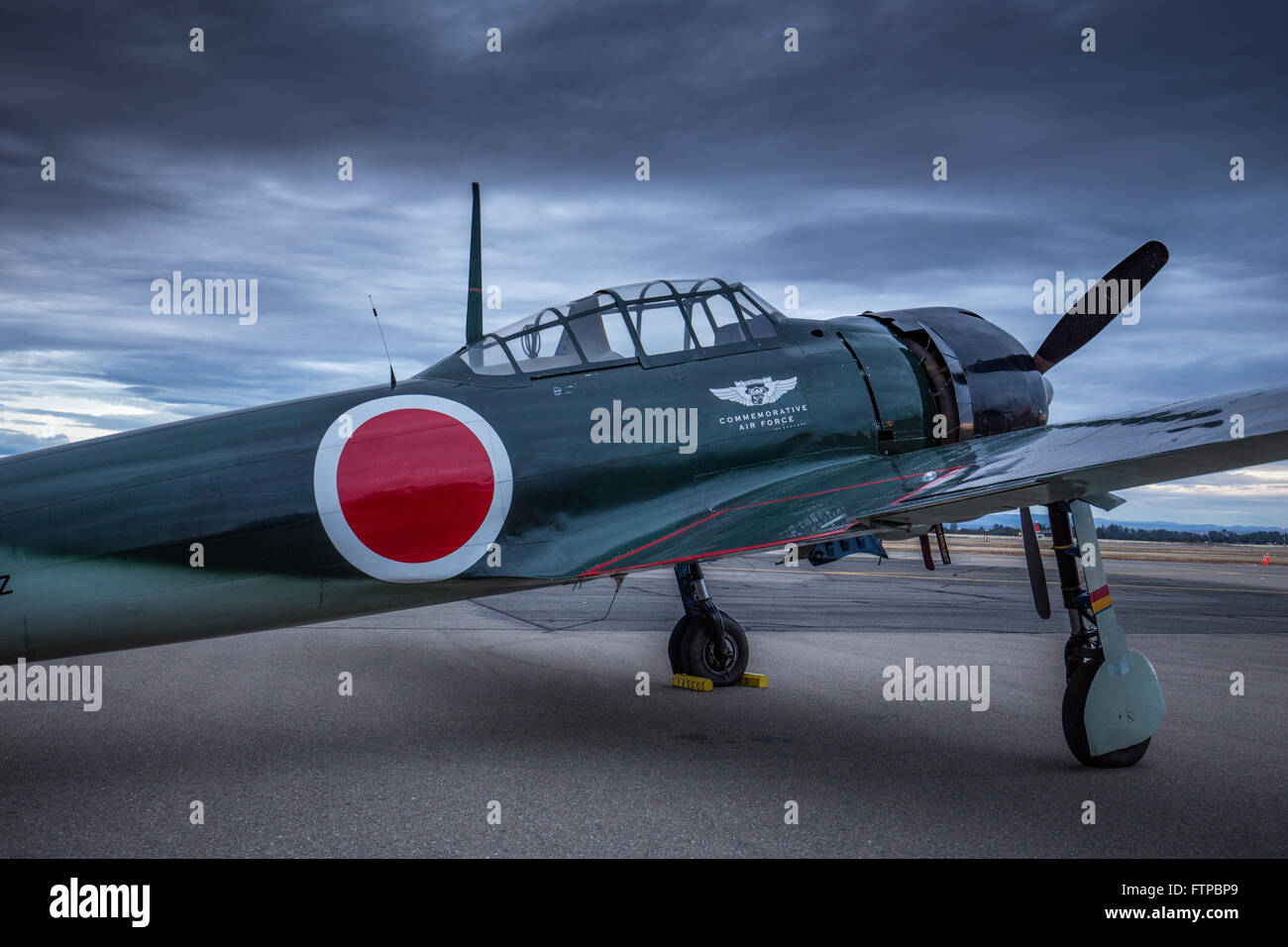 Japanese zero fighter world war 2 hi-res stock photography and images ...