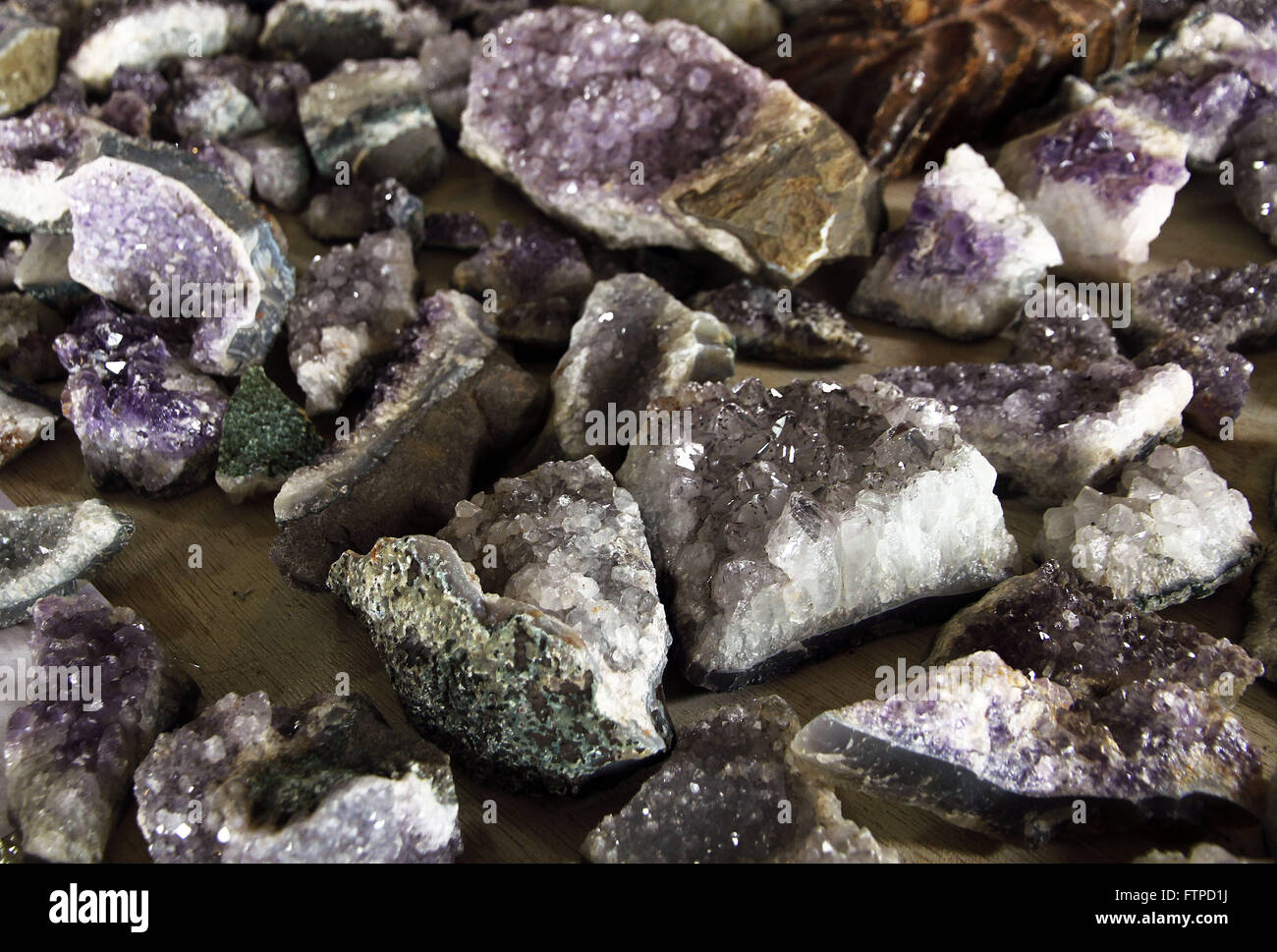 Crystal gemstone detail hi-res stock photography and images - Alamy