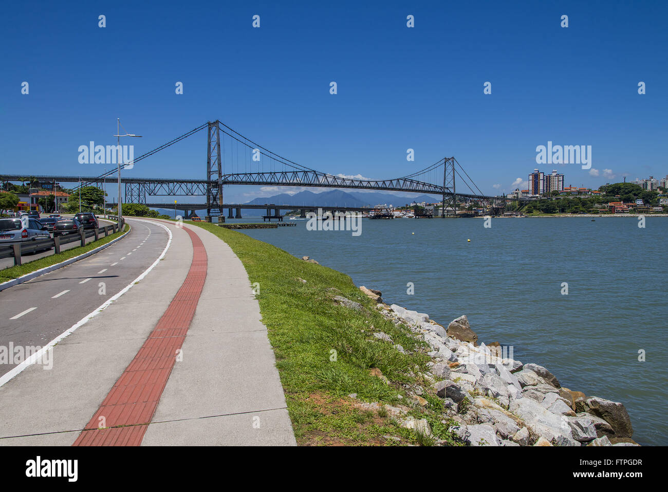 Cycleway and promenade on the Avenida Beira Mar Norte Stock Photo - Alamy