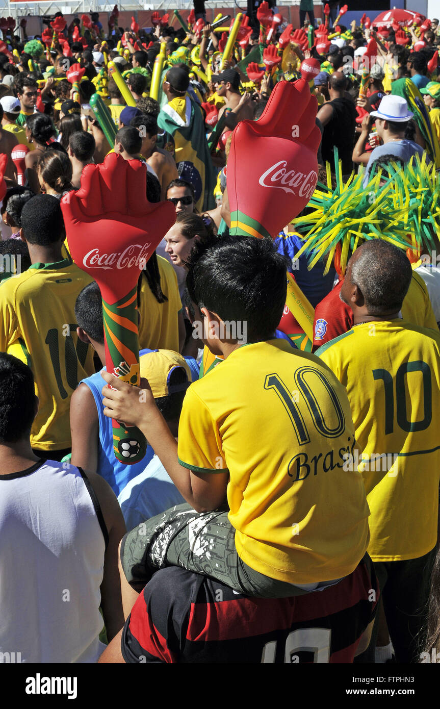 Brazilian fans at Copacabana beach in the city of Rio de Janeiro ...