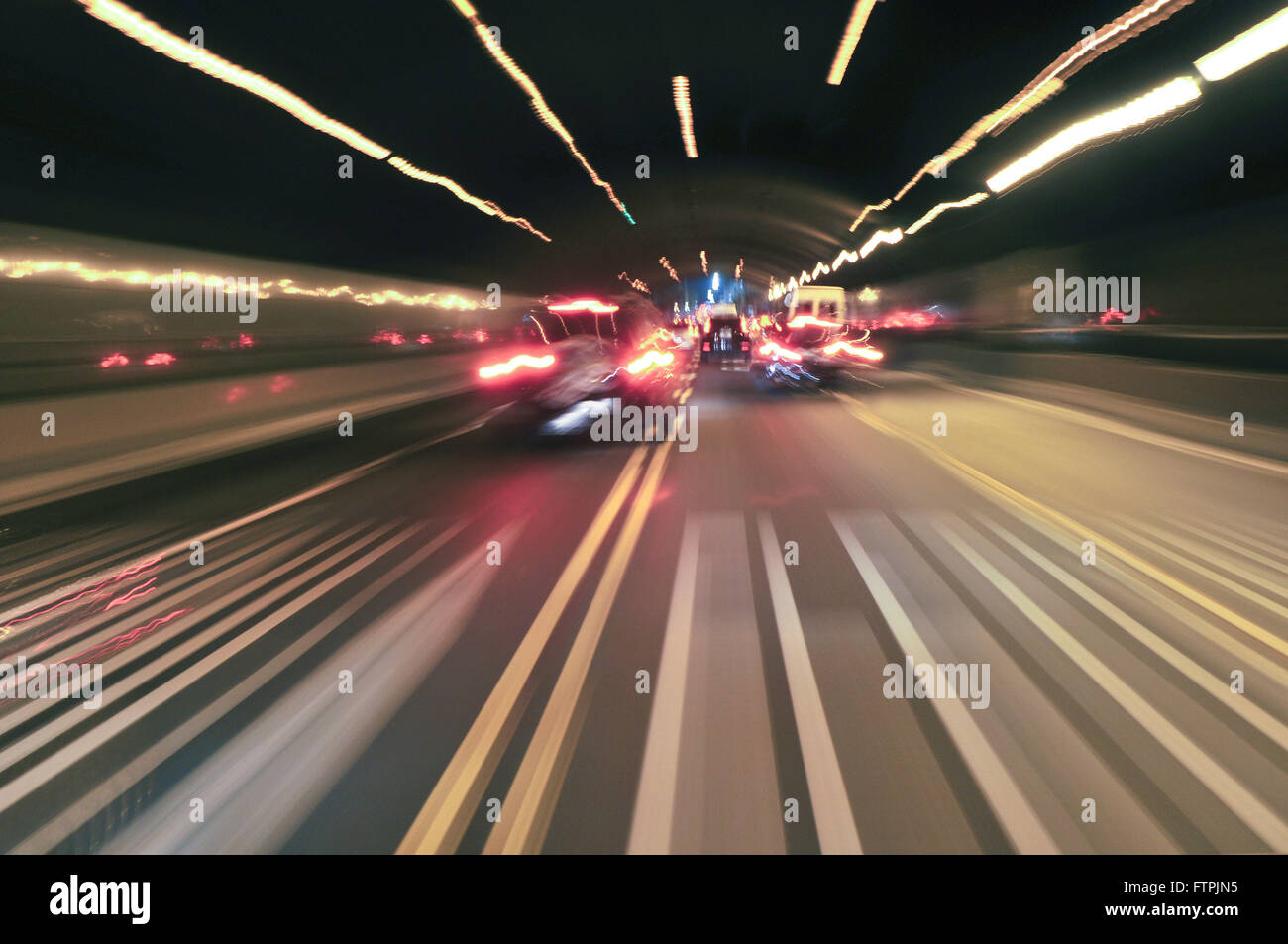 Vehicles moving in the city of Rio de Janeiro Stock Photo - Alamy