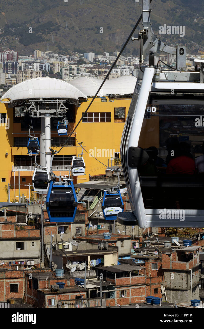Cable car in the Complexo do Alemao slum - set of 13 slums in the north ...
