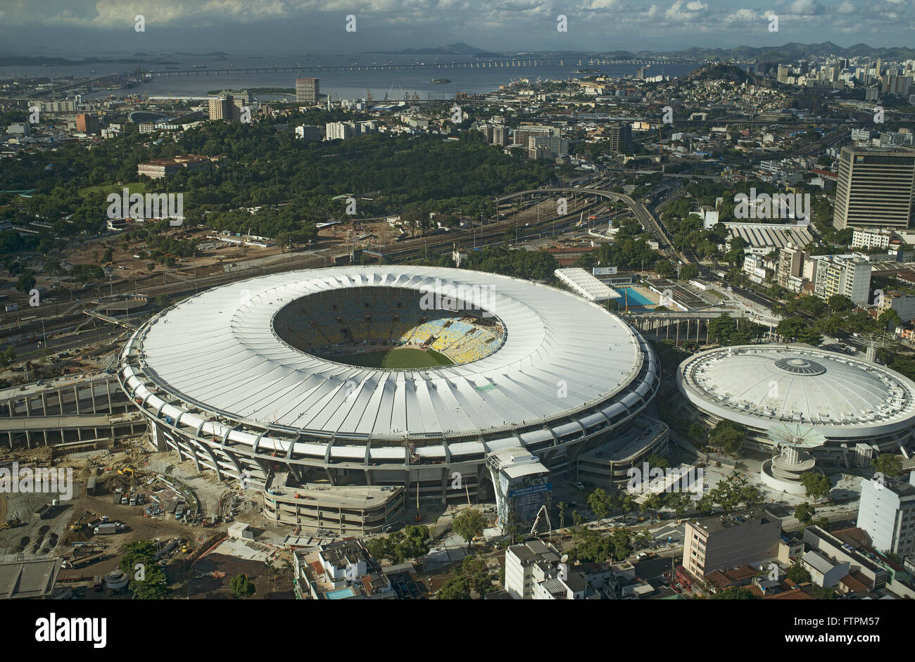 Maracana Stadium Rio Exterior High Resolution Stock Photography and Images - Alamy