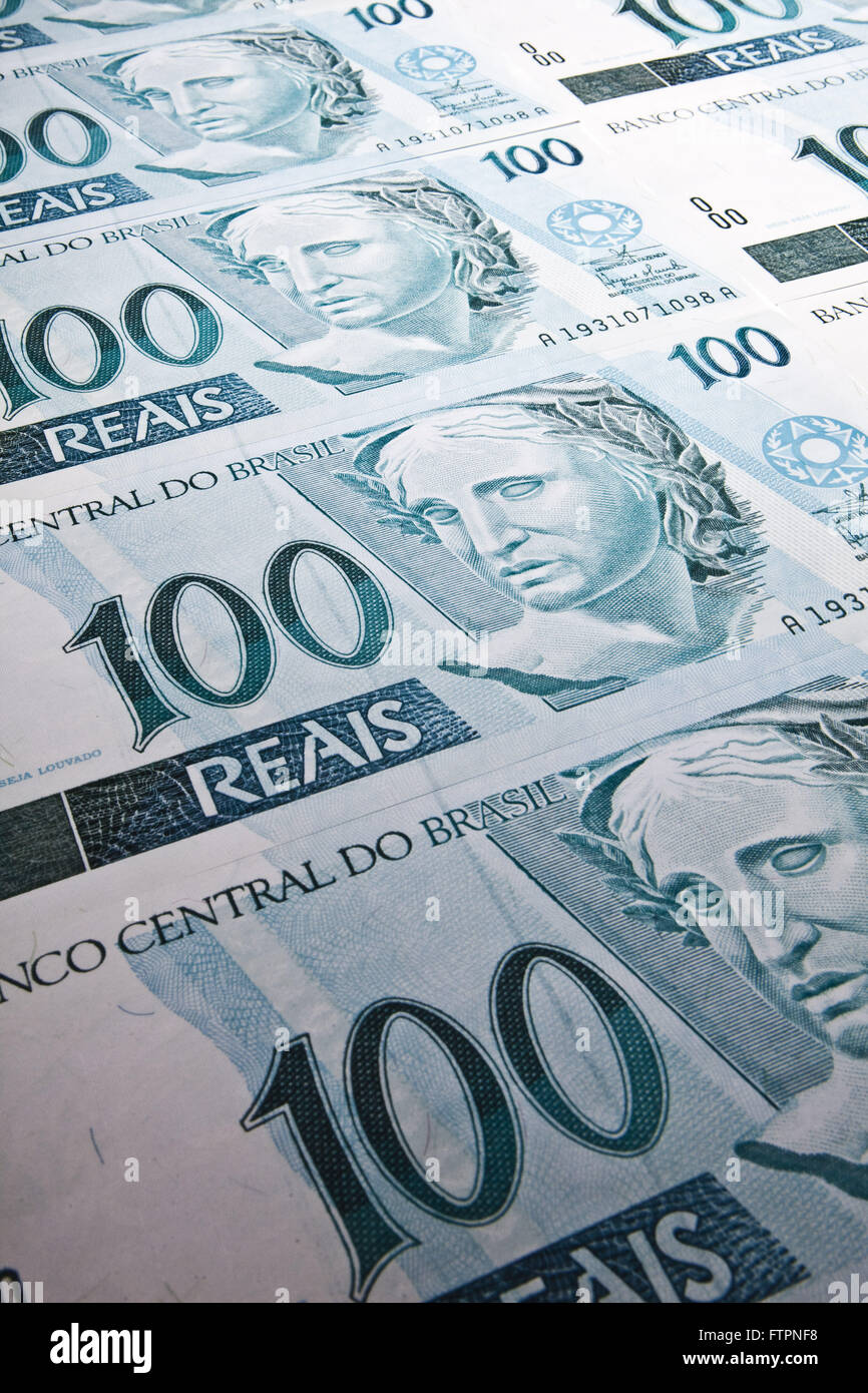 Real part hi-res stock photography and images - Alamy