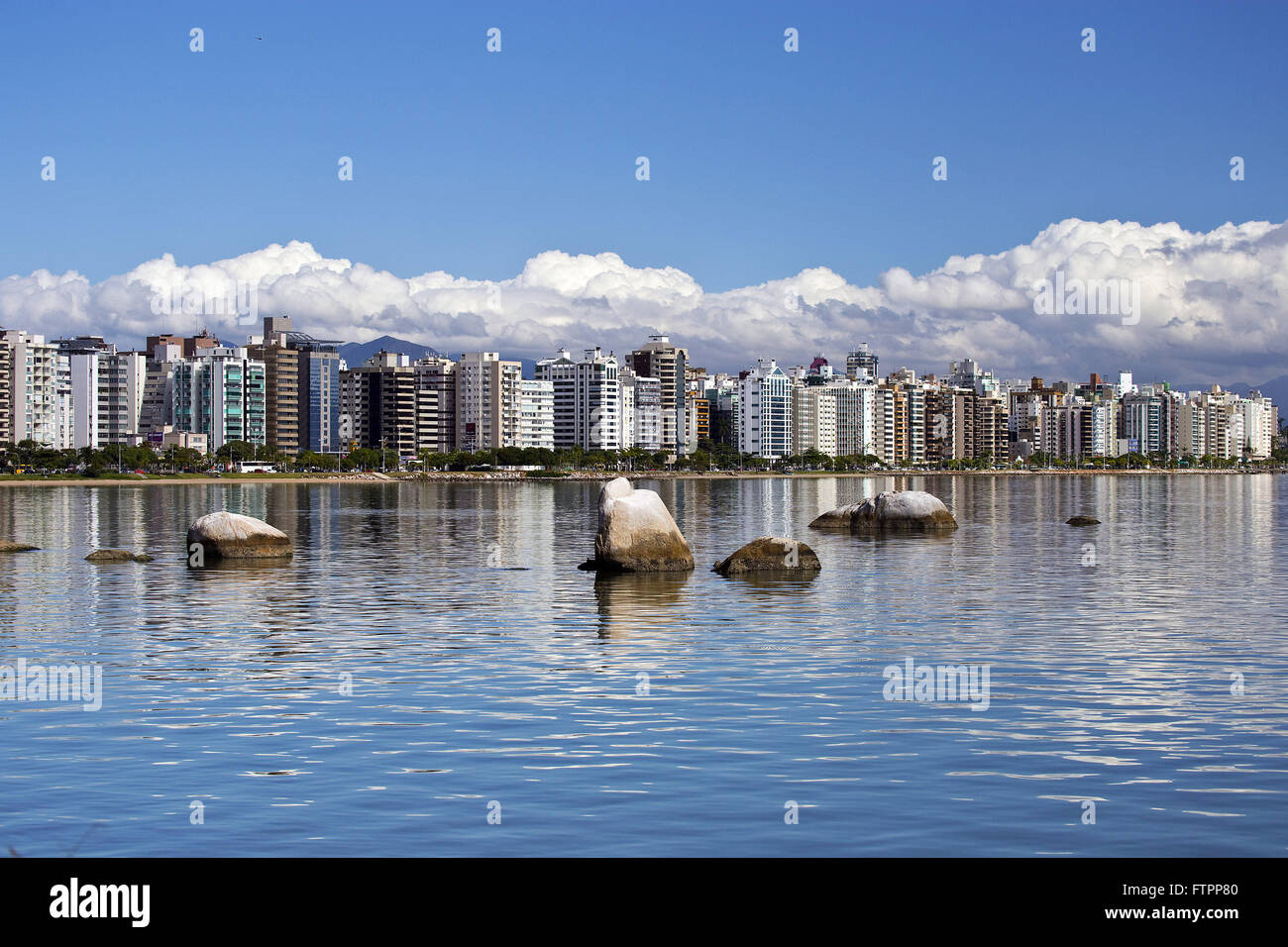 Building the waterfront seen from Avenida Beira Mar Stock Photo - Alamy