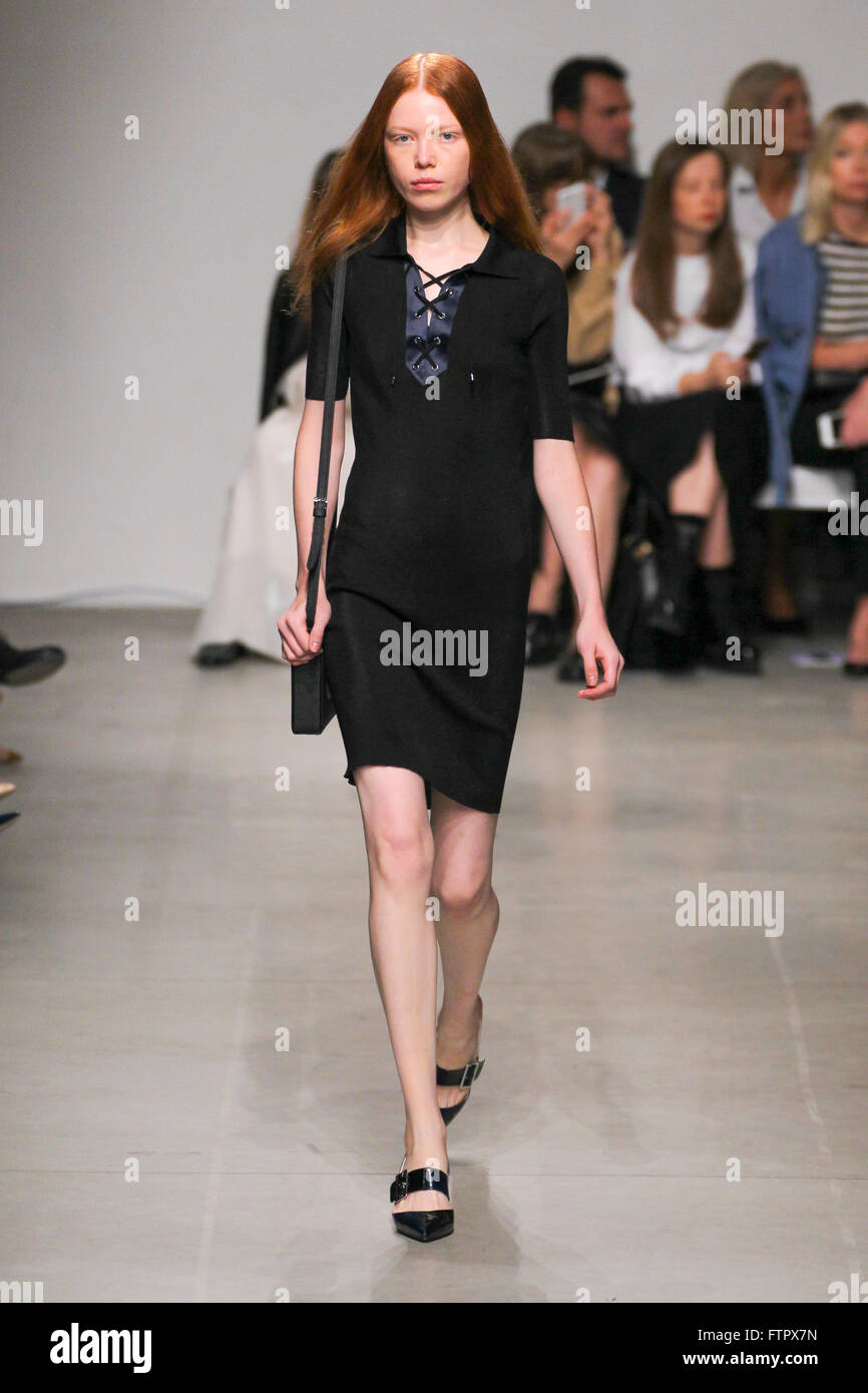 MILAN, ITALY - SEPTEMBER 25: A model walks the runway during the ...