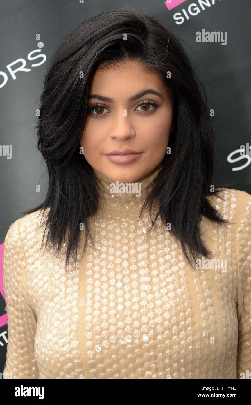 Kylie Jenner Signature Sinful Color Official Launch Party Featuring ...