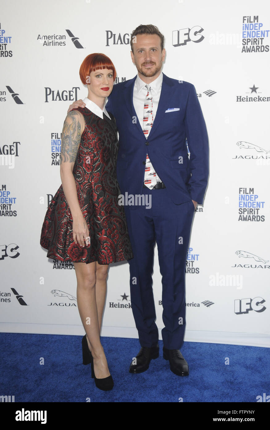 Jason segel alexis mixter arrivals hi-res stock photography and images ...