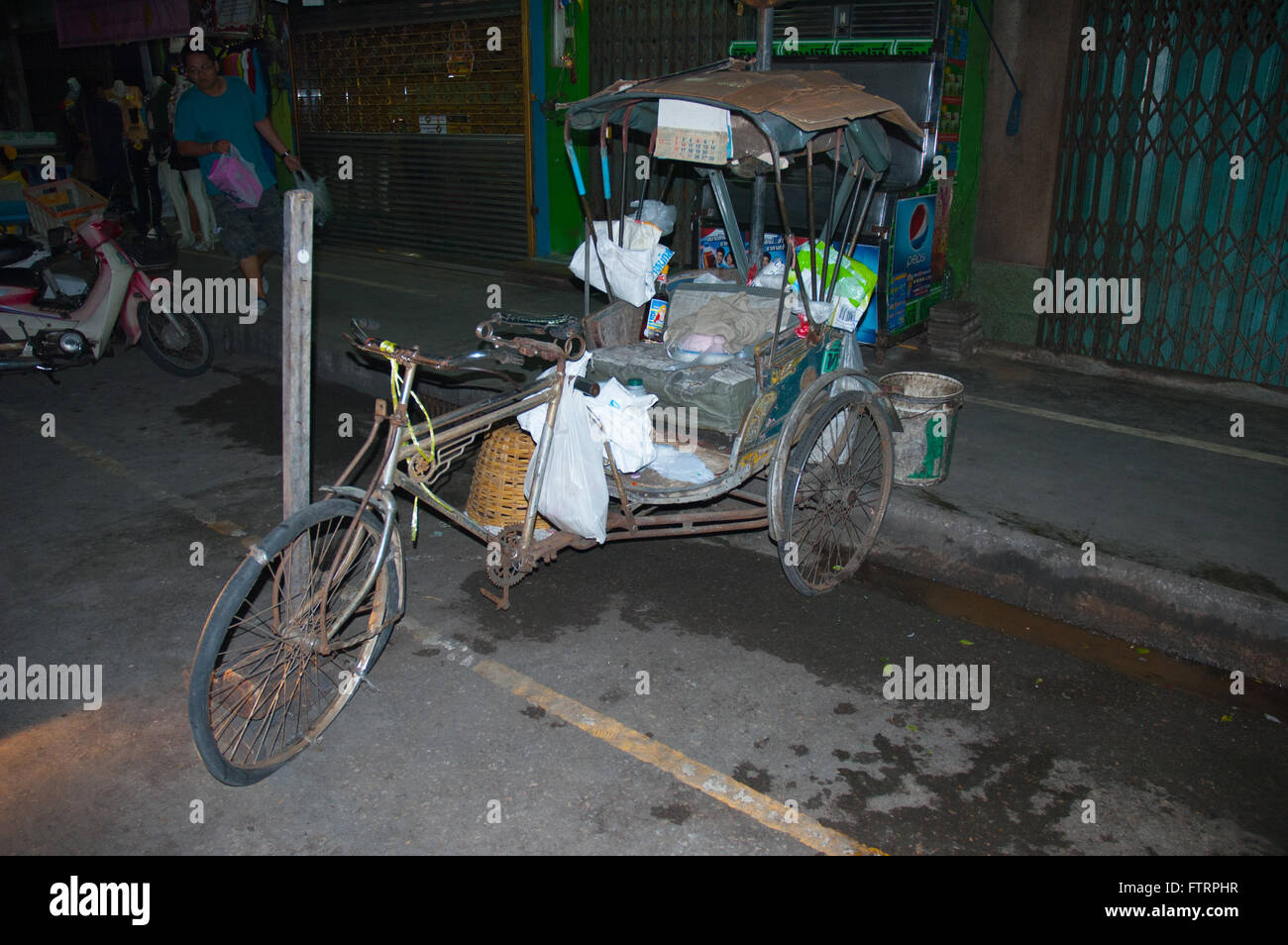 Trike tricycle rickshaw hi-res stock photography and images - Alamy
