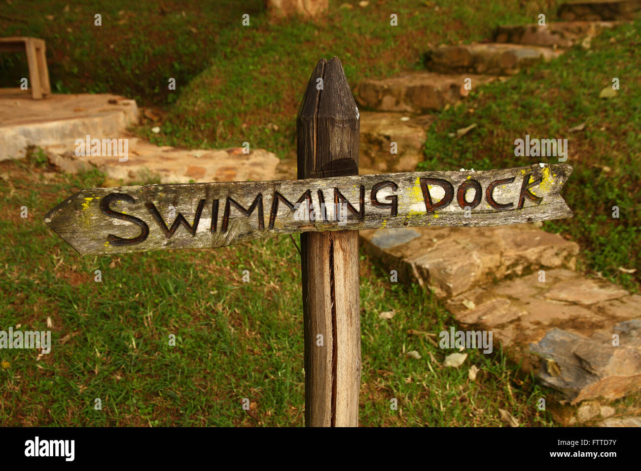 Rustic wooden dock hi-res stock photography and images - Alamy