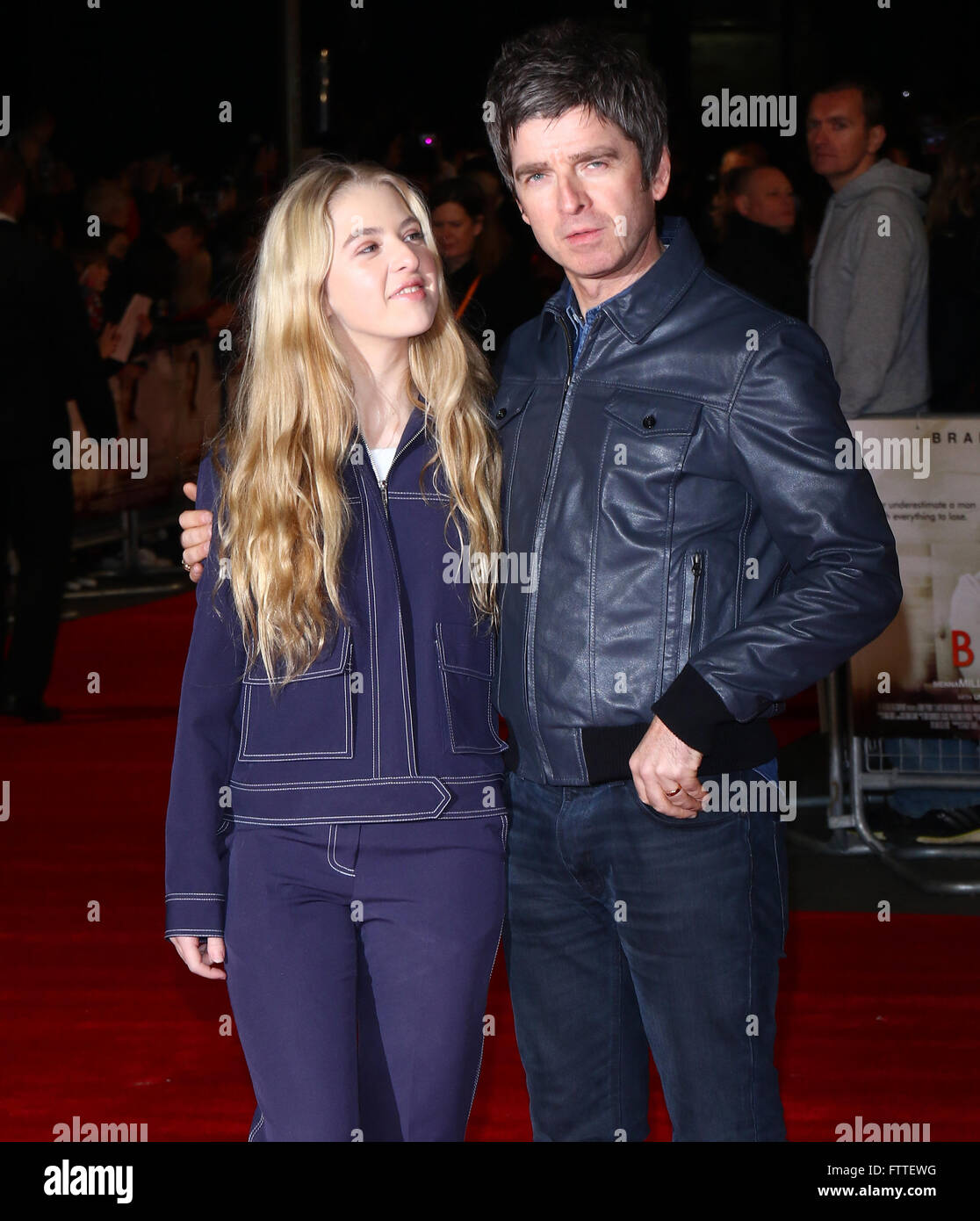 Anais Gallagher High Resolution Stock Photography and Images - Alamy