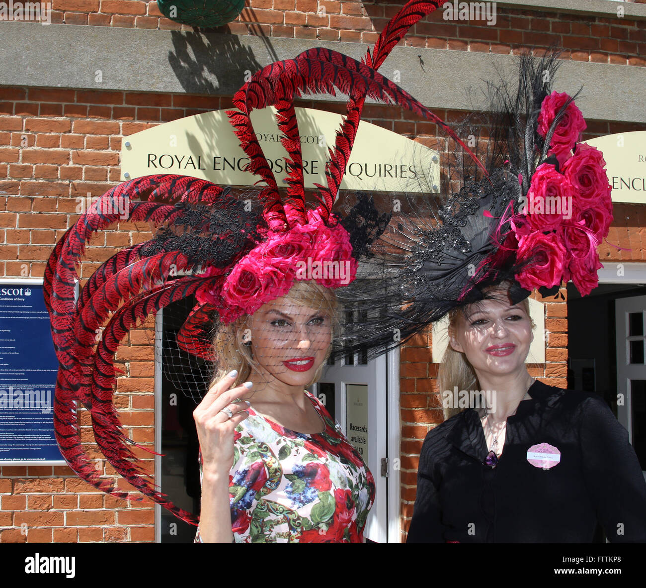 ASCOT, ENGLAND - JUNE 18: Racegoers attend on Day Three Ladies day of ...