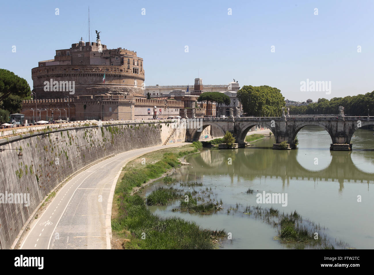 Rome architecture cathedrals hi-res stock photography and images - Alamy