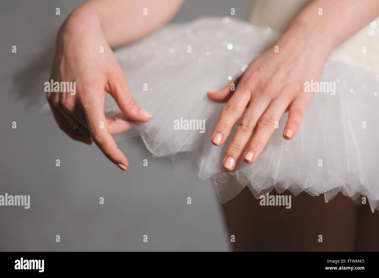 Hands ballerinas tutu hi-res stock photography and images - Alamy