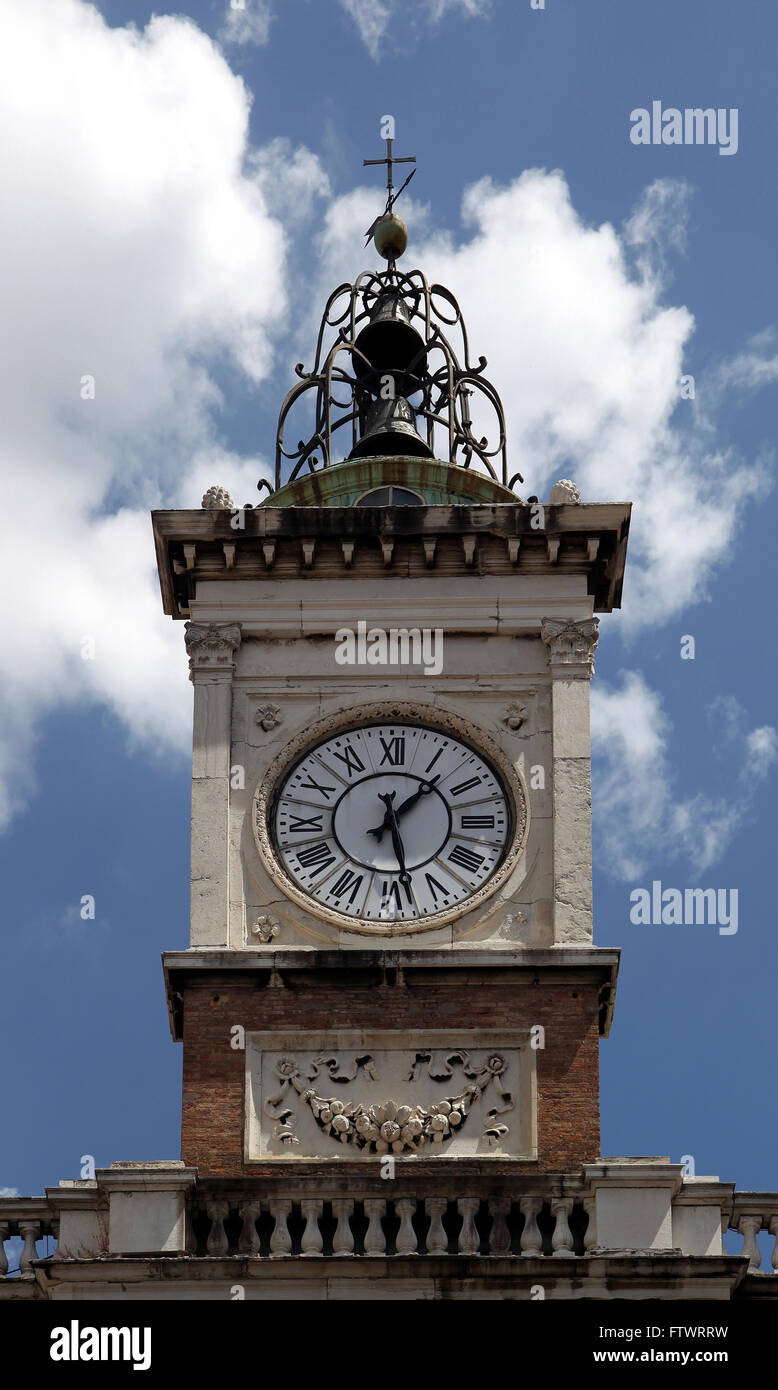 Civic clock hi-res stock photography and images - Alamy