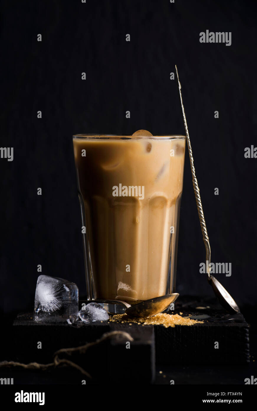 Tall glass iced coffee hi-res stock photography and images - Alamy