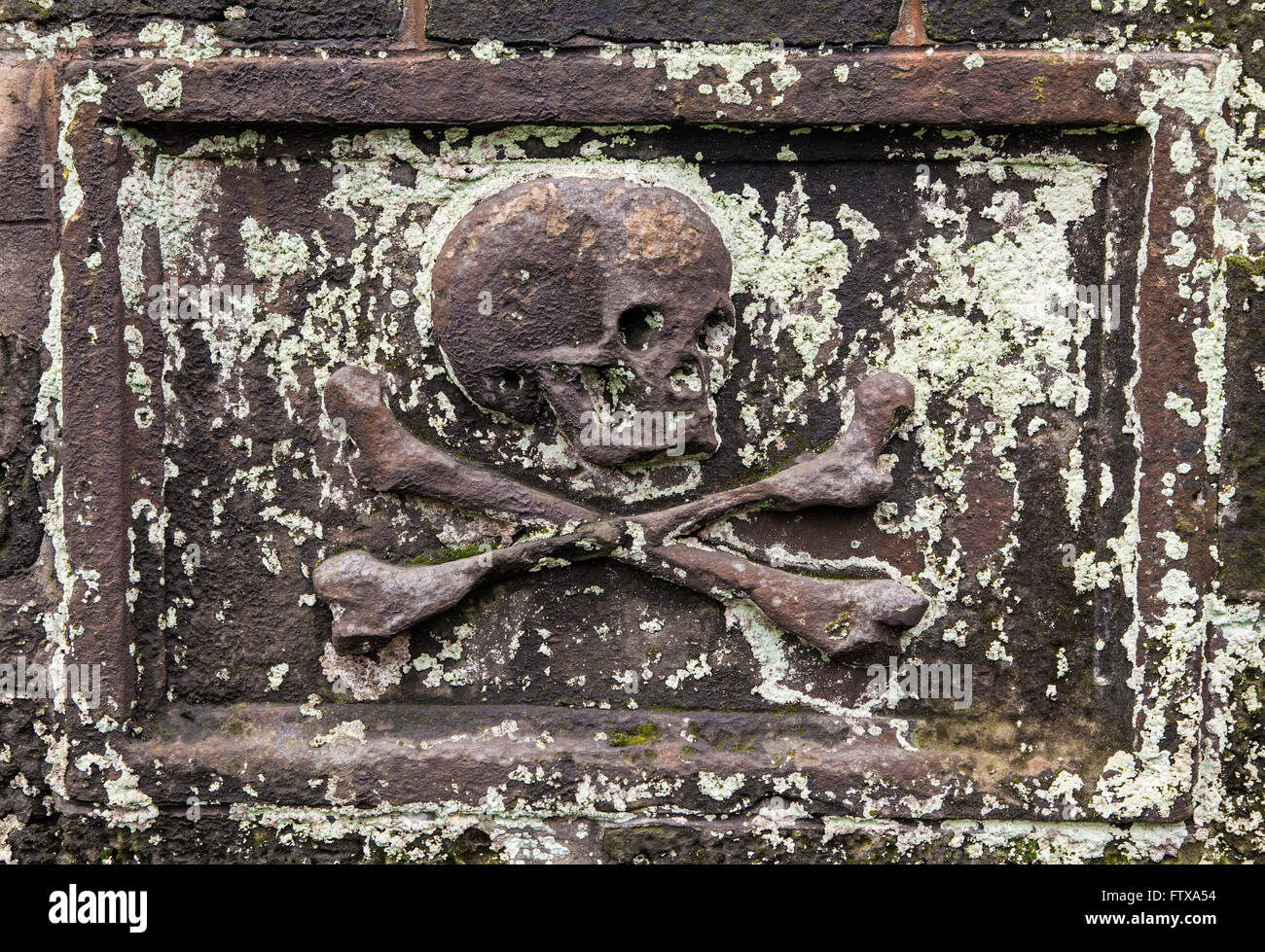 Old Ancient Grave Stone Skull High Resolution Stock Photography and ...