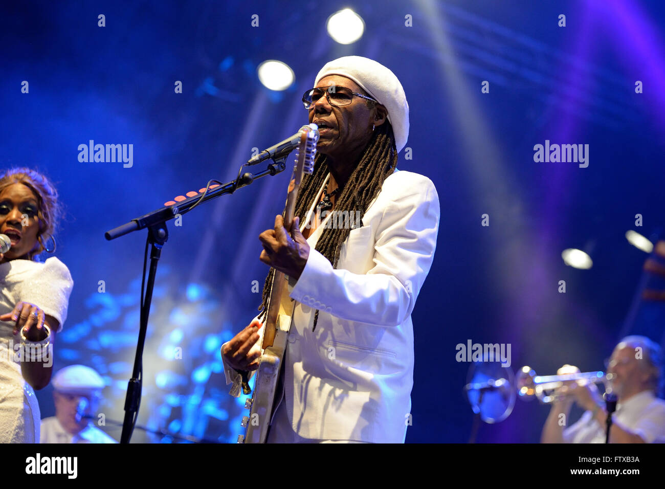 Chic band hi-res stock photography and images - Alamy
