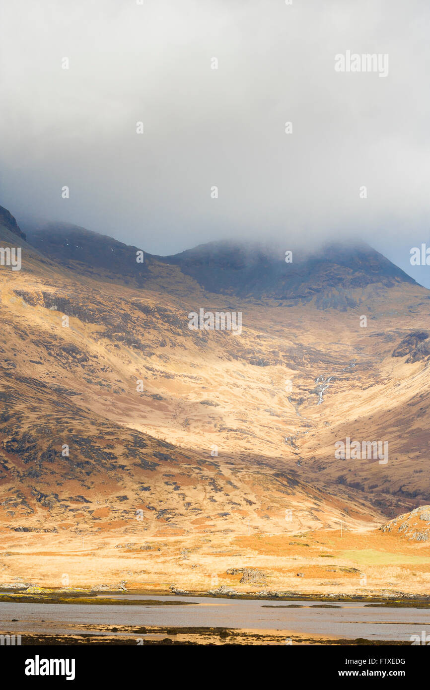 Isle of Mull, Scotland. Mull scenery in low cloud Stock Photo - Alamy