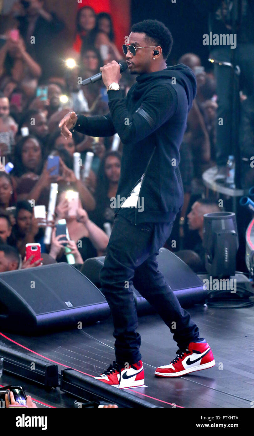 Trey Songz Delivers First-Ever Performance of New Mixtape To Whom It ...