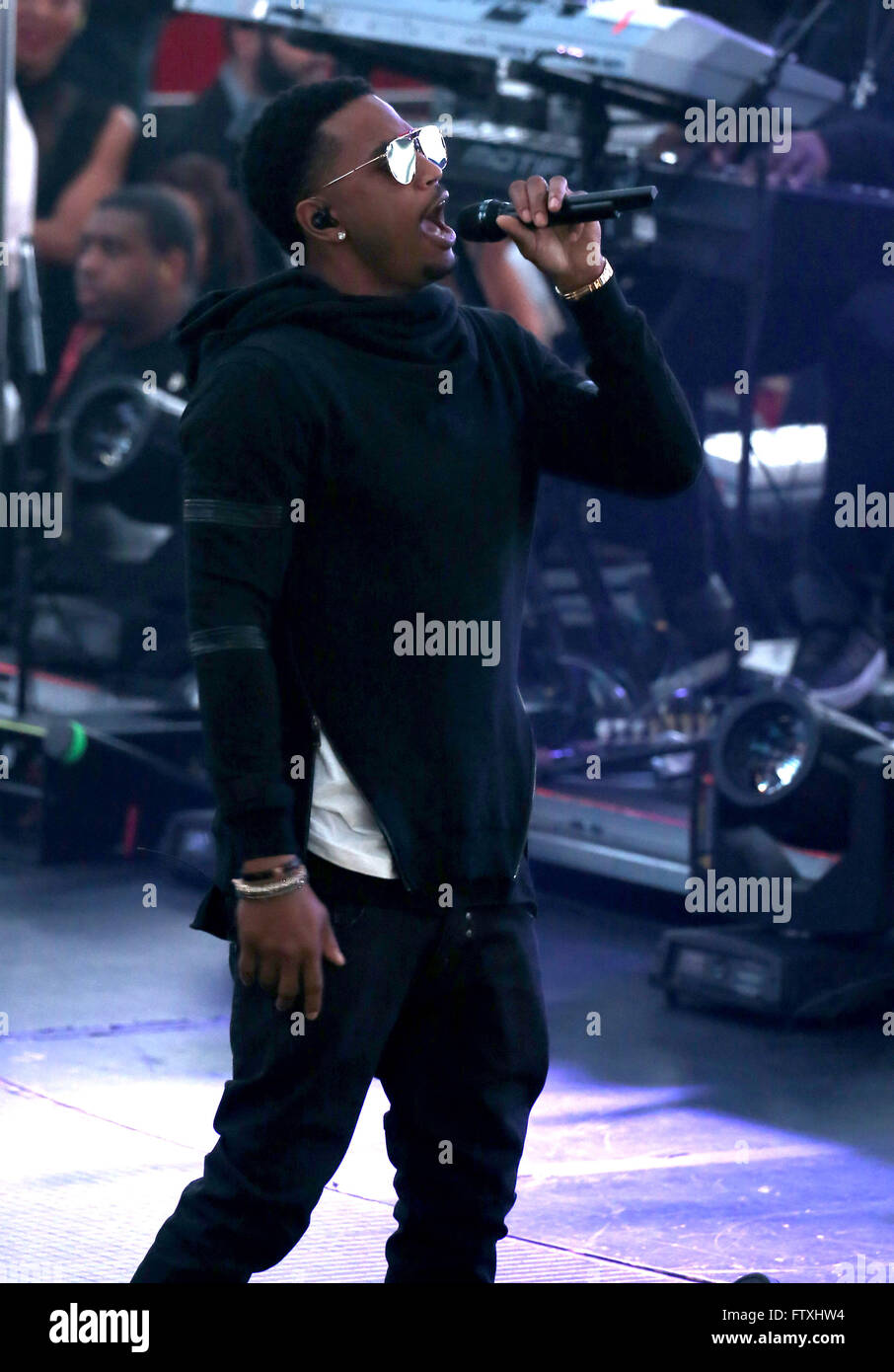 Trey Songz Delivers First-Ever Performance of New Mixtape To Whom It ...