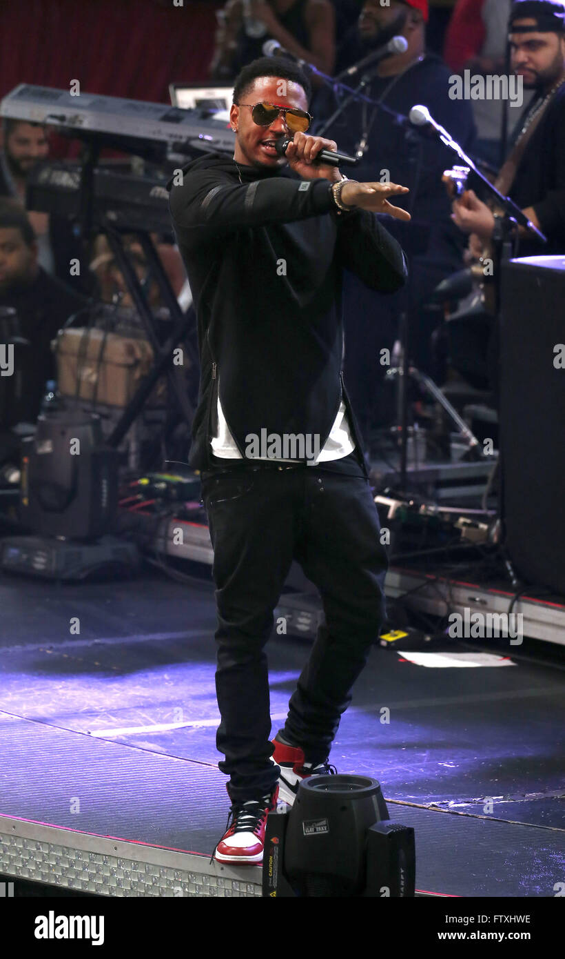 Trey Songz Delivers First-Ever Performance of New Mixtape To Whom It ...