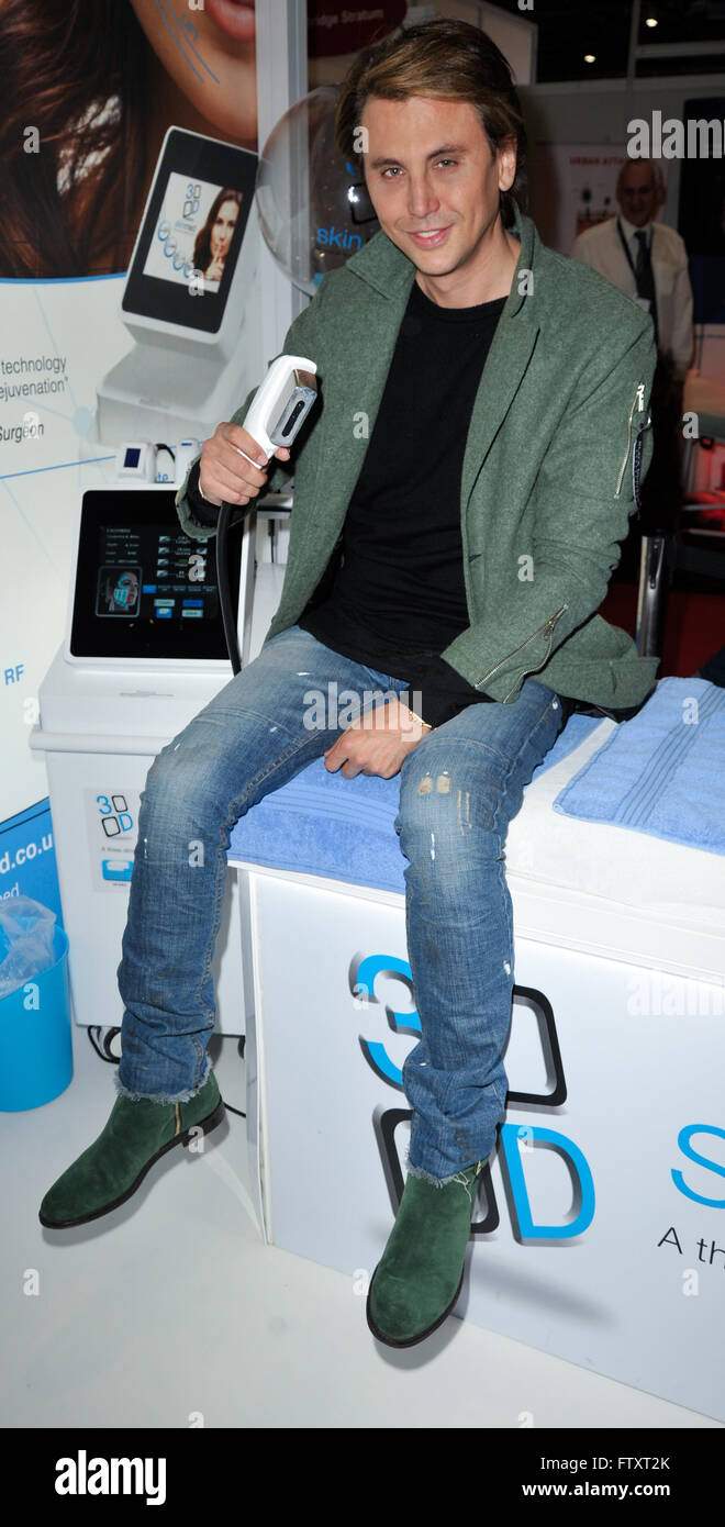 Jonathan Cheban helps out on the 3D Lipo stand at the Professional ...