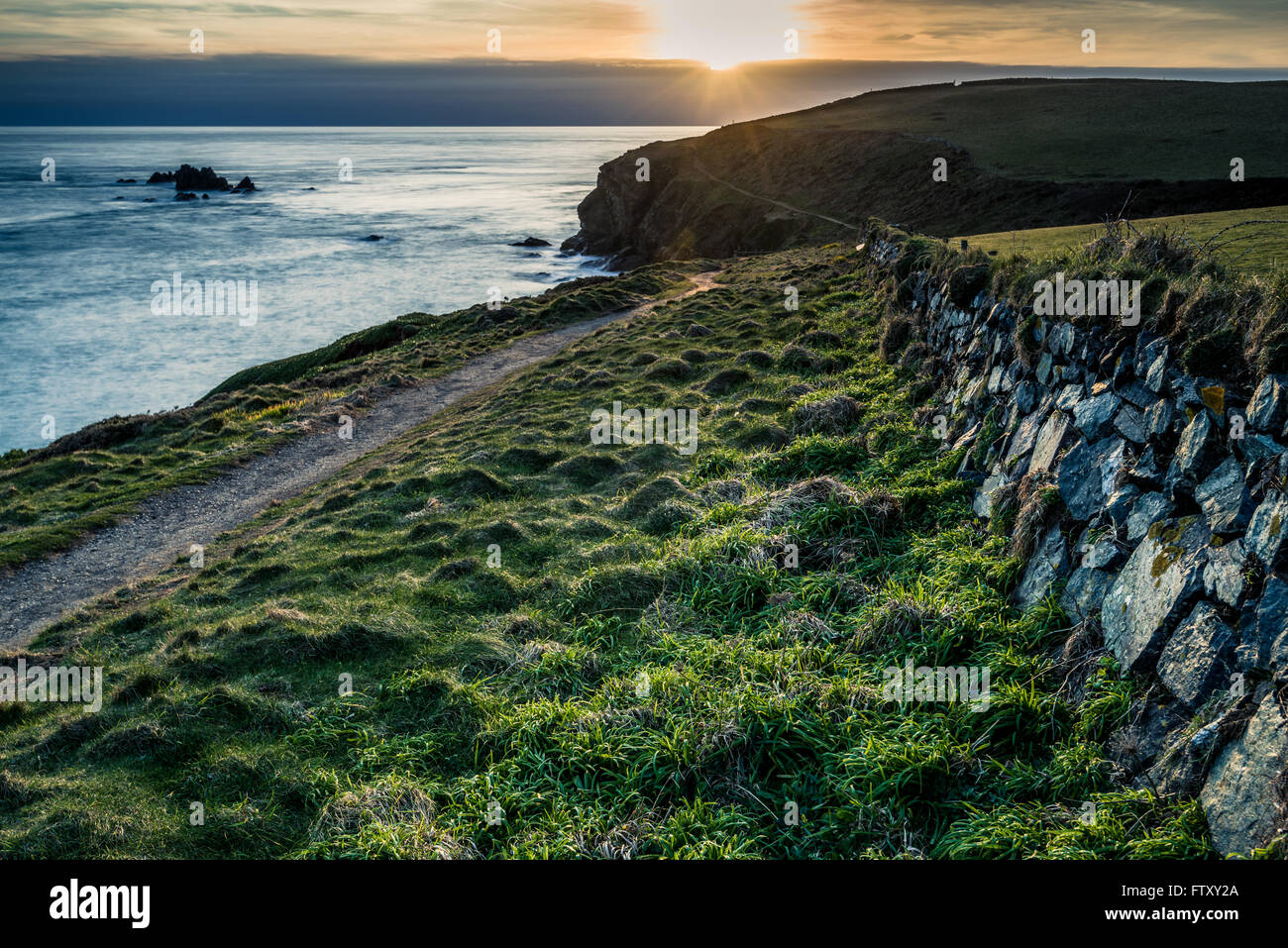 Sunset Lizard Point Cornwall Stock Photos & Sunset Lizard Point ...